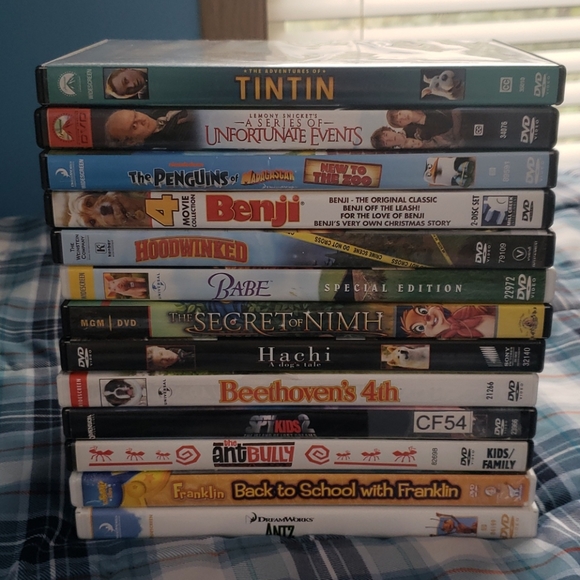 Media | Lot Of 13 Kids Dvds Movies | Poshmark